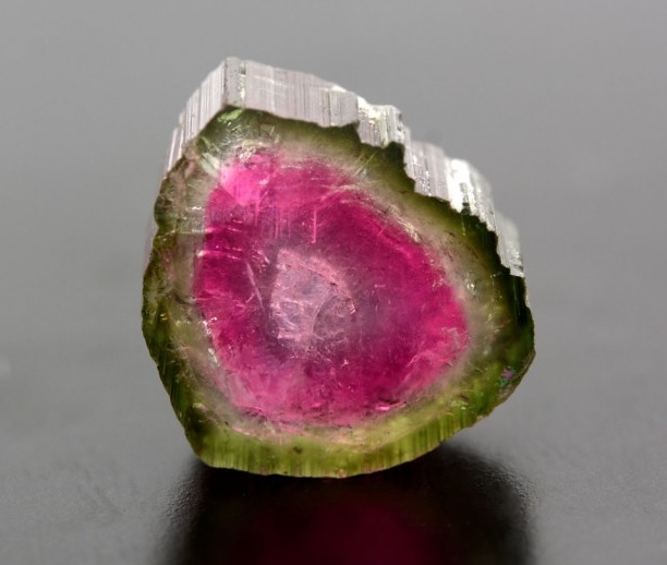 Tout savoir sur les bijoux en pierre de tourmaline